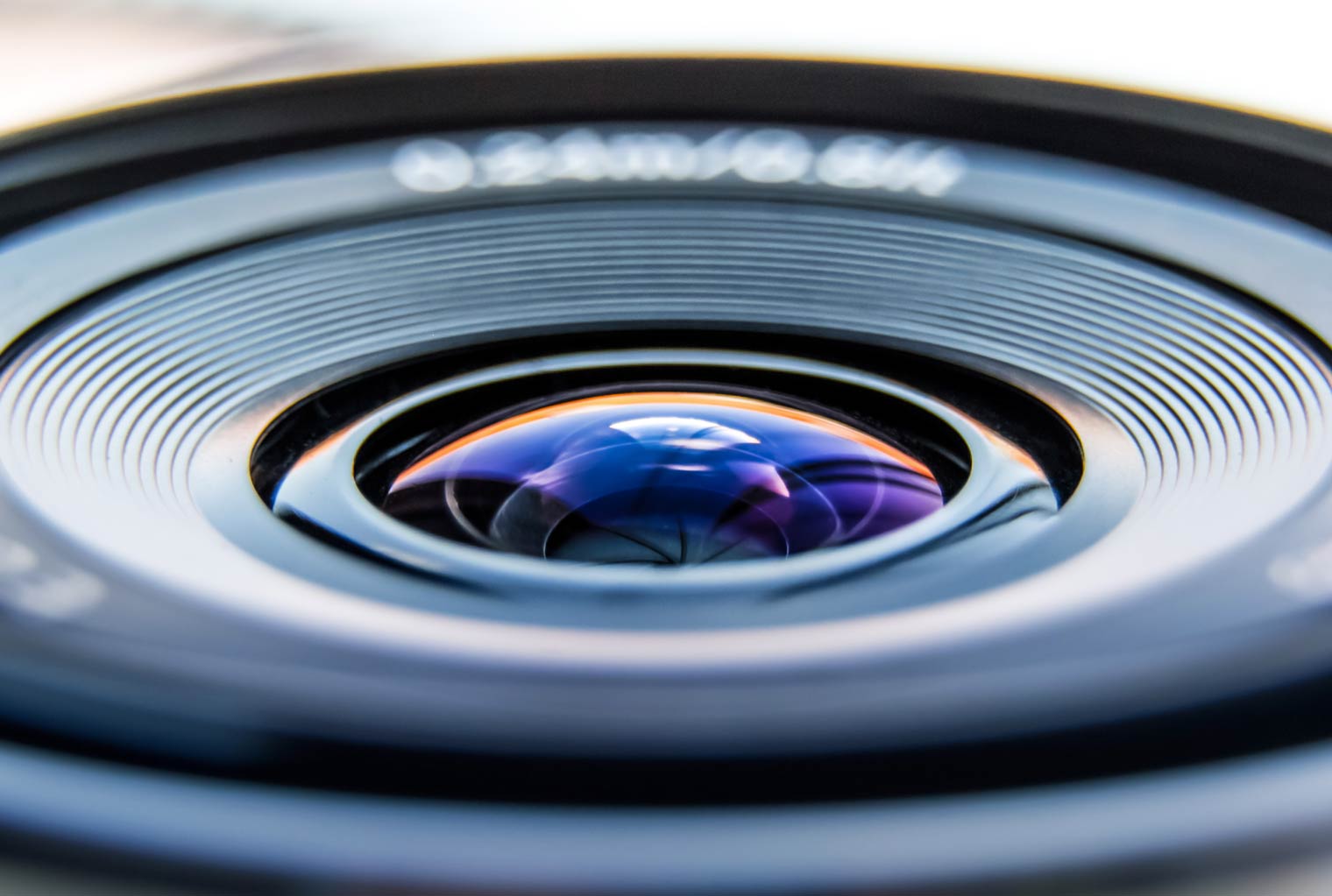 Monteur cadreur pour réaliser une vidéo ou film d'entreprise